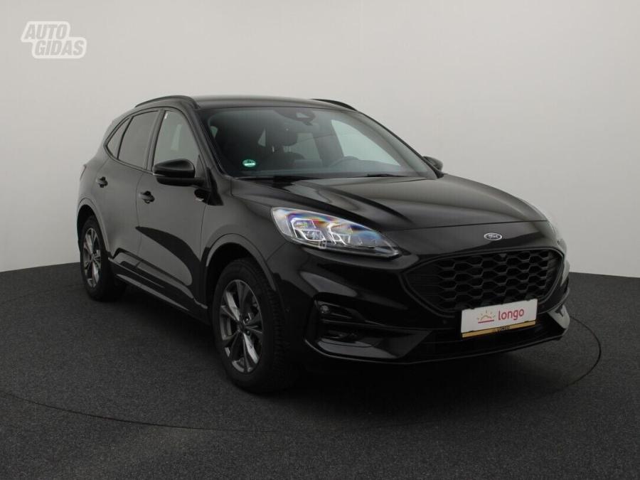 Black Ford Kuga 2021 in Vilnius, with an engine capacity of 2.50 L and mileage of 180 thousand km for 19399 €, photo 10 on AUTOMOTO.COM.LV
