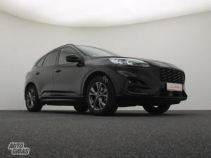 Black Ford Kuga 2021 in Vilnius, with an engine capacity of 2.50 L and mileage of 180 thousand km for 19399 €, photo 11 on AUTOMOTO.COM.LV