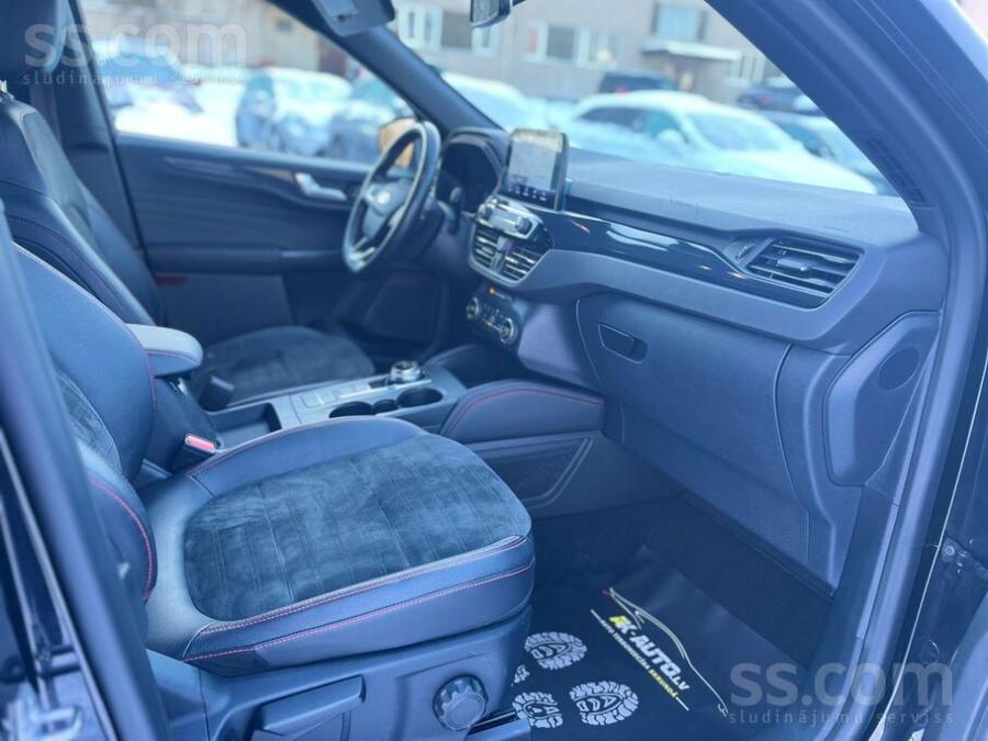 Melns Ford Kuga 2021 Kuldīga, ar dzinēja tilpumu 1.50 L un nobraukumu 226 tūkst. km par 15390 €, foto 13 vietnē AUTOMOTO.COM.LV