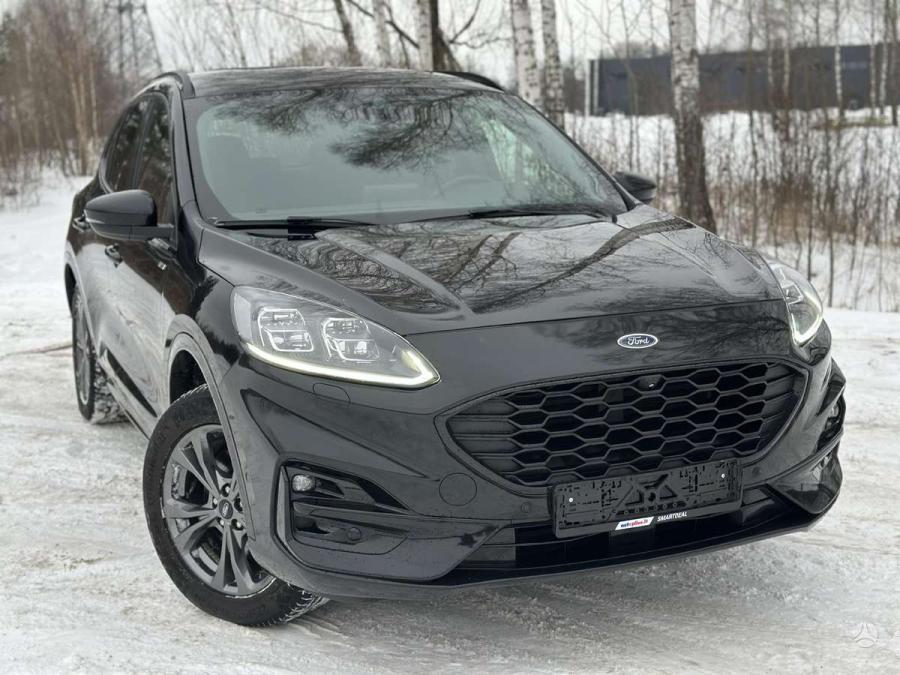 Melns Ford Kuga 2021 Kauņa, ar dzinēja tilpumu 2.49 L un nobraukumu 158 tūkst. km par 18950 €, foto 1 vietnē AUTOMOTO.COM.LV