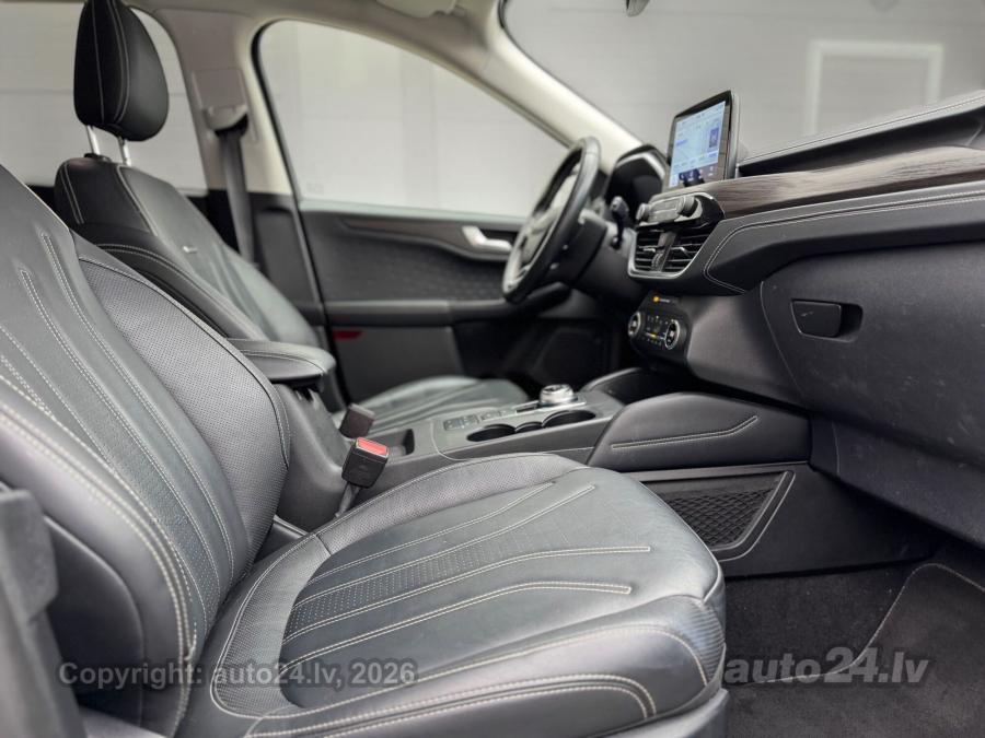 Melns Ford Kuga 2021 Tallina, ar dzinēja tilpumu 0.00 L un nobraukumu 185 tūkst. km par 16990 €, foto 15 vietnē AUTOMOTO.COM.LV