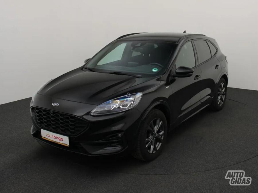 Black Ford Kuga 2021 in Vilnius, with an engine capacity of 2.00 L and mileage of 211 thousand km for 16799 €, photo 1 on AUTOMOTO.COM.LV