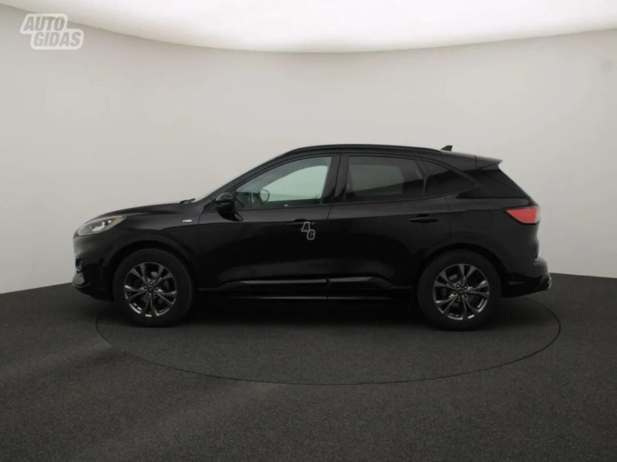 Black Ford Kuga 2021 in Vilnius, with an engine capacity of 2.00 L and mileage of 211 thousand km for 16799 €, photo 7 on AUTOMOTO.COM.LV