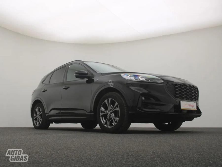 Black Ford Kuga 2021 in Vilnius, with an engine capacity of 2.00 L and mileage of 211 thousand km for 16799 €, photo 12 on AUTOMOTO.COM.LV