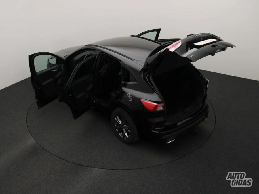 Black Ford Kuga 2021 in Vilnius, with an engine capacity of 2.00 L and mileage of 211 thousand km for 16799 €, photo 14 on AUTOMOTO.COM.LV
