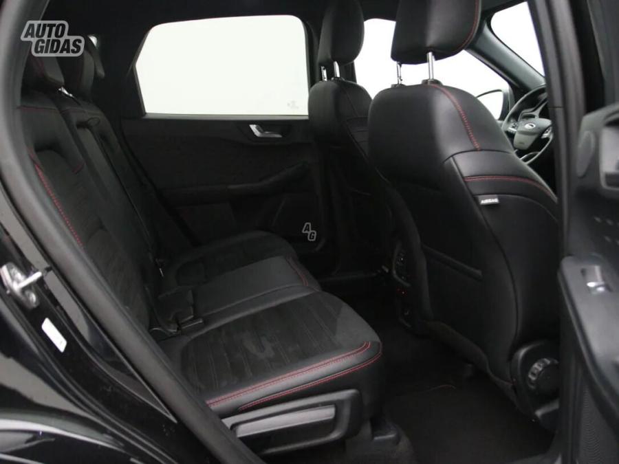 Black Ford Kuga 2021 in Vilnius, with an engine capacity of 2.00 L and mileage of 211 thousand km for 16799 €, photo 16 on AUTOMOTO.COM.LV