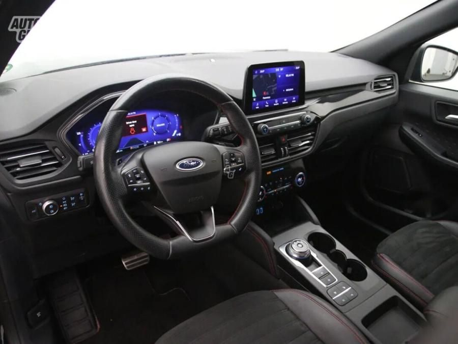 Black Ford Kuga 2021 in Vilnius, with an engine capacity of 2.00 L and mileage of 211 thousand km for 16799 €, photo 17 on AUTOMOTO.COM.LV
