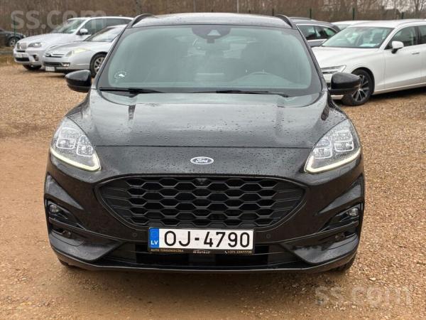 Black Ford Kuga 2021 in Kuldiga, with an engine capacity of 1.50 L and mileage of 226 thousand km for 14790 €, photo 2 on AUTOMOTO.COM.LV