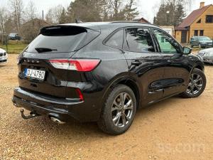 Melns Ford Kuga 2021 Kuldīga, ar dzinēja tilpumu 1.50 L un nobraukumu 226 tūkst. km par 14790 €, foto 7 vietnē AUTOMOTO.COM.LV