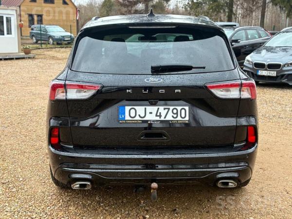 Black Ford Kuga 2021 in Kuldiga, with an engine capacity of 1.50 L and mileage of 226 thousand km for 14790 €, photo 8 on AUTOMOTO.COM.LV