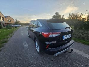 Melns Ford Kuga 2021 Viļņa, ar dzinēja tilpumu 1.50 L un nobraukumu 117 tūkst. km par 13750 €, foto 5 vietnē AUTOMOTO.COM.LV