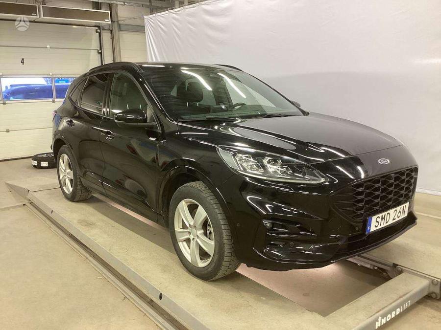 Melns Ford Kuga 2021 Viļņa, ar dzinēja tilpumu 2.49 L un nobraukumu 81 tūkst. km par 18950 €, foto 3 vietnē AUTOMOTO.COM.LV