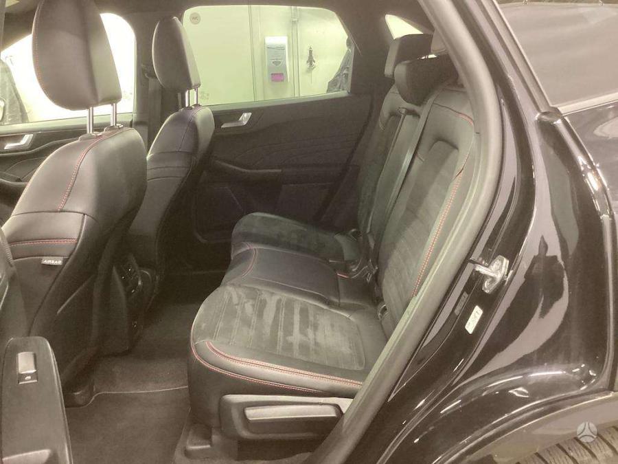 Melns Ford Kuga 2021 Viļņa, ar dzinēja tilpumu 2.49 L un nobraukumu 81 tūkst. km par 18950 €, foto 9 vietnē AUTOMOTO.COM.LV