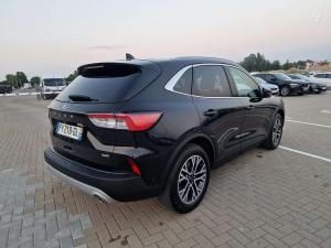 Black Ford Kuga 2021 in Taurage, with an engine capacity of 2.49 L and mileage of 156 thousand km for 14600 €, photo 6 on AUTOMOTO.COM.LV