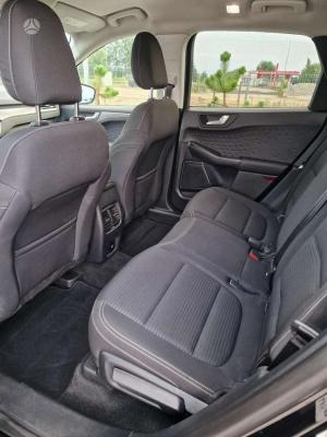 Black Ford Kuga 2021 in Taurage, with an engine capacity of 2.49 L and mileage of 156 thousand km for 14600 €, photo 13 on AUTOMOTO.COM.LV
