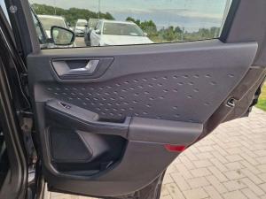 Black Ford Kuga 2021 in Taurage, with an engine capacity of 2.49 L and mileage of 156 thousand km for 14600 €, photo 15 on AUTOMOTO.COM.LV