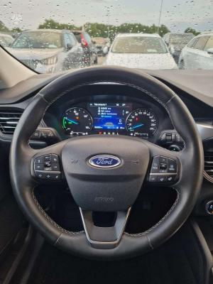 Black Ford Kuga 2021 in Taurage, with an engine capacity of 2.49 L and mileage of 156 thousand km for 14600 €, photo 20 on AUTOMOTO.COM.LV
