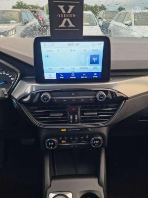 Black Ford Kuga 2021 in Taurage, with an engine capacity of 2.49 L and mileage of 156 thousand km for 14600 €, photo 21 on AUTOMOTO.COM.LV