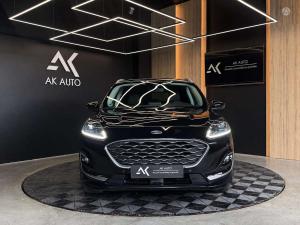 Black Ford Kuga 2021 in Kaunas, with an engine capacity of 2.49 L and mileage of 102 thousand km for 21790 €, photo 5 on AUTOMOTO.COM.LV