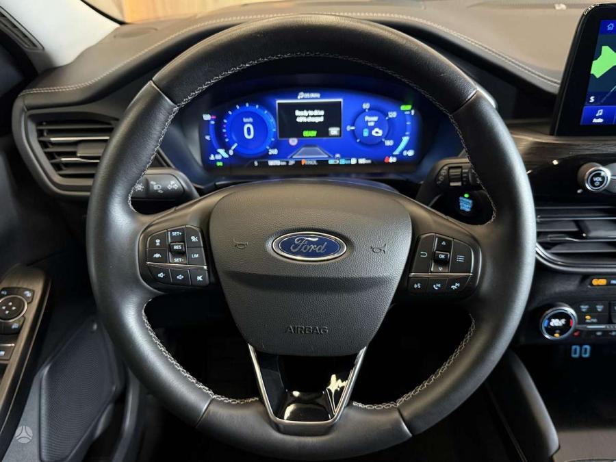Black Ford Kuga 2021 in Kaunas, with an engine capacity of 2.49 L and mileage of 102 thousand km for 21790 €, photo 15 on AUTOMOTO.COM.LV