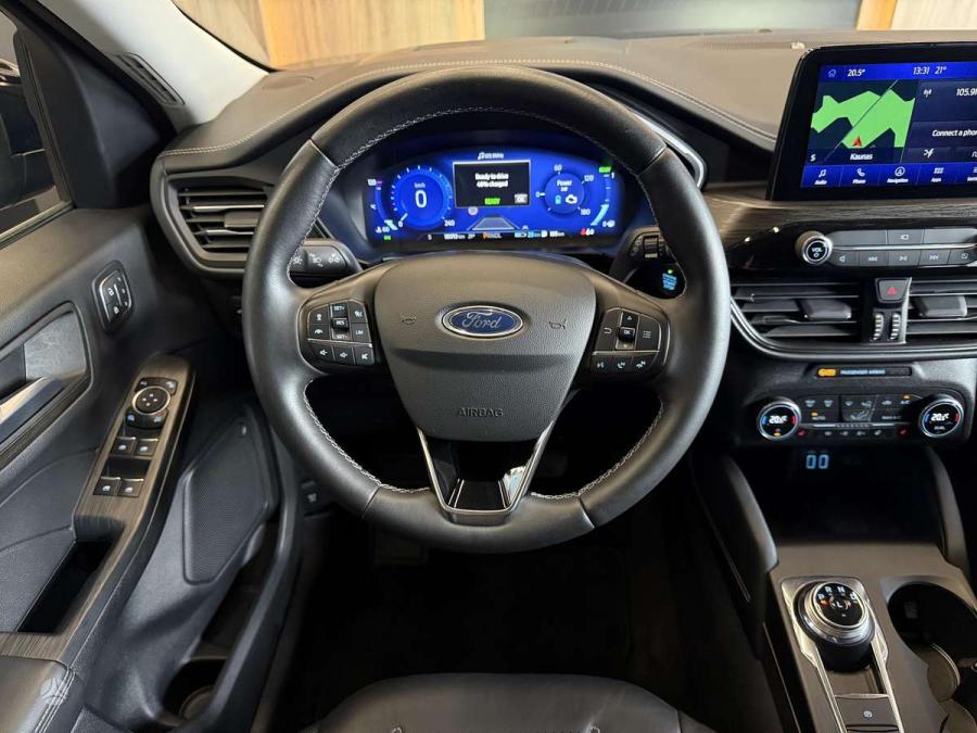 Black Ford Kuga 2021 in Kaunas, with an engine capacity of 2.49 L and mileage of 102 thousand km for 21790 €, photo 16 on AUTOMOTO.COM.LV
