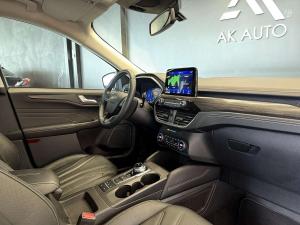Black Ford Kuga 2021 in Kaunas, with an engine capacity of 2.49 L and mileage of 102 thousand km for 21790 €, photo 18 on AUTOMOTO.COM.LV
