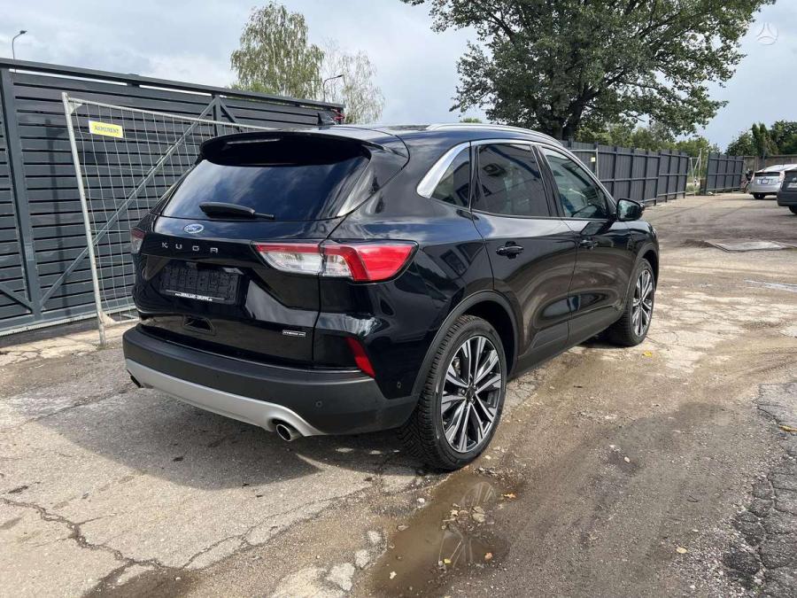 Melns Ford Kuga 2021 Kauņa, ar dzinēja tilpumu 2.49 L un nobraukumu 50 tūkst. km par 10900 €, foto 4 vietnē AUTOMOTO.COM.LV