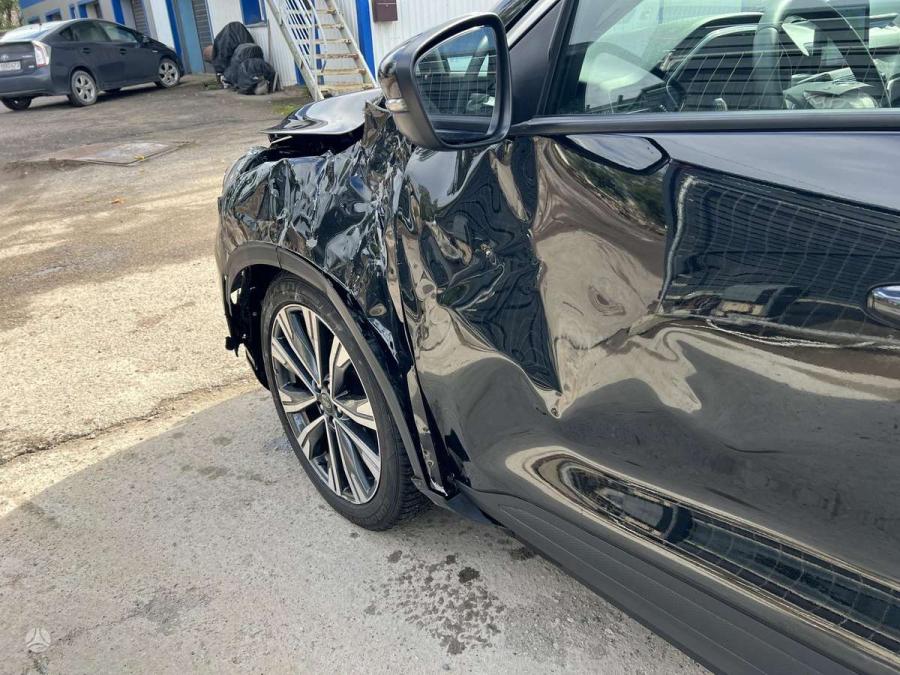 Melns Ford Kuga 2021 Kauņa, ar dzinēja tilpumu 2.49 L un nobraukumu 50 tūkst. km par 10900 €, foto 9 vietnē AUTOMOTO.COM.LV