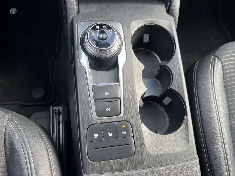 Melns Ford Kuga 2021 Kauņa, ar dzinēja tilpumu 2.49 L un nobraukumu 50 tūkst. km par 10900 €, foto 25 vietnē AUTOMOTO.COM.LV