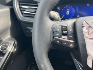 Melns Ford Kuga 2021 Kauņa, ar dzinēja tilpumu 2.49 L un nobraukumu 50 tūkst. km par 10900 €, foto 38 vietnē AUTOMOTO.COM.LV