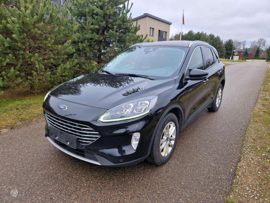 Melns Ford Kuga 2022 Viļņa, ar dzinēja tilpumu 1.50 L un nobraukumu 174 tūkst. km par 14400 €, foto 1 vietnē AUTOMOTO.COM.LV