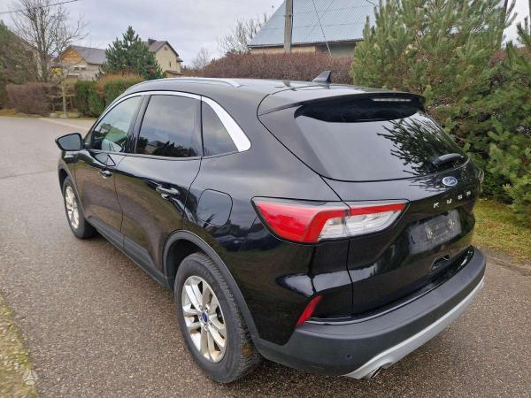Black Ford Kuga 2022 in Vilnius, with an engine capacity of 1.50 L and mileage of 174 thousand km for 14400 €, photo 3 on AUTOMOTO.COM.LV