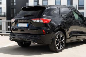 Melns Ford Kuga 2022 Viļņa, ar dzinēja tilpumu 2.50 L un nobraukumu 151 tūkst. km par 18900 €, foto 9 vietnē AUTOMOTO.COM.LV