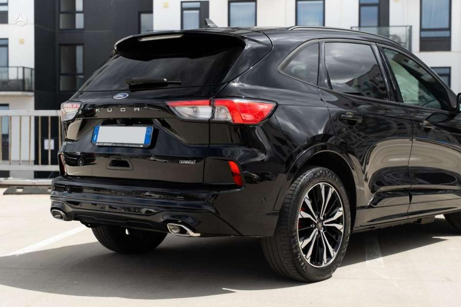 Melns Ford Kuga 2022 Viļņa, ar dzinēja tilpumu 2.50 L un nobraukumu 151 tūkst. km par 18900 €, foto 9 vietnē AUTOMOTO.COM.LV