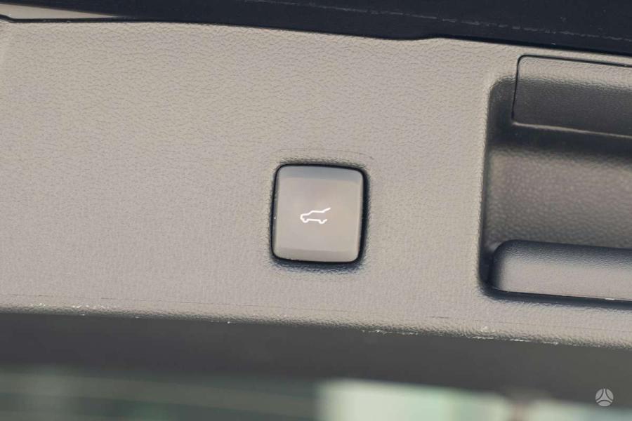 Melns Ford Kuga 2022 Viļņa, ar dzinēja tilpumu 2.50 L un nobraukumu 151 tūkst. km par 18900 €, foto 35 vietnē AUTOMOTO.COM.LV