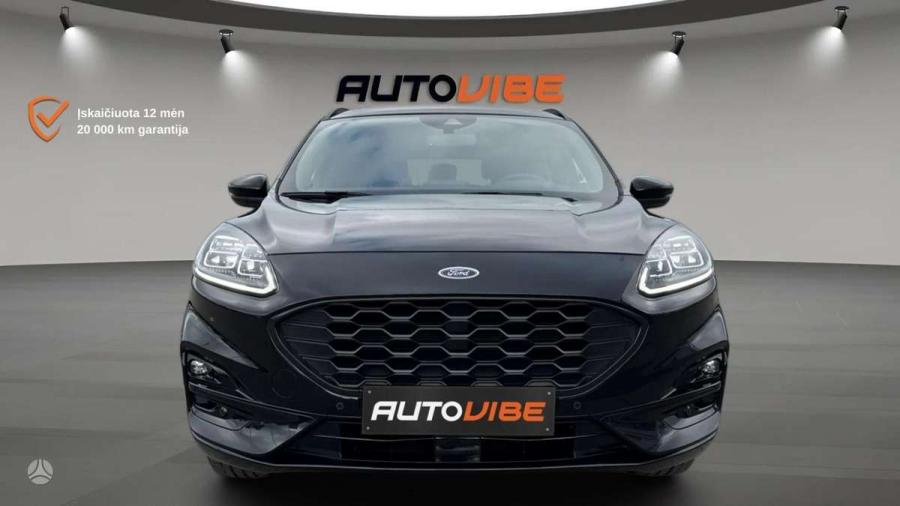 Black Ford Kuga 2022 in Vilnius, with an engine capacity of 2.49 L and mileage of 71 thousand km for 22989 €, photo 3 on AUTOMOTO.COM.LV