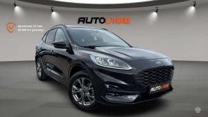 Black Ford Kuga 2022 in Vilnius, with an engine capacity of 2.49 L and mileage of 71 thousand km for 22989 €, photo 4 on AUTOMOTO.COM.LV