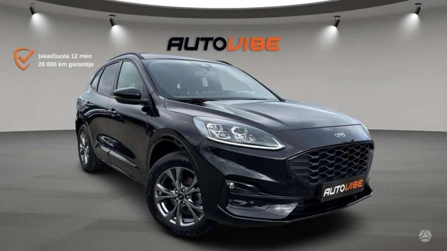 Black Ford Kuga 2022 in Vilnius, with an engine capacity of 2.49 L and mileage of 71 thousand km for 22989 €, photo 4 on AUTOMOTO.COM.LV