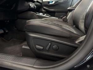 Melns Ford Kuga 2022 Viļņa, ar dzinēja tilpumu 2.49 L un nobraukumu 71 tūkst. km par 22989 €, foto 22 vietnē AUTOMOTO.COM.LV