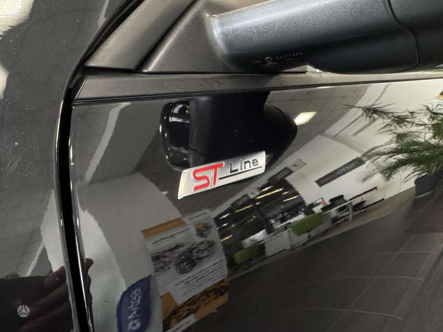 Black Ford Kuga 2022 in Vilnius, with an engine capacity of 2.49 L and mileage of 71 thousand km for 22989 €, photo 28 on AUTOMOTO.COM.LV