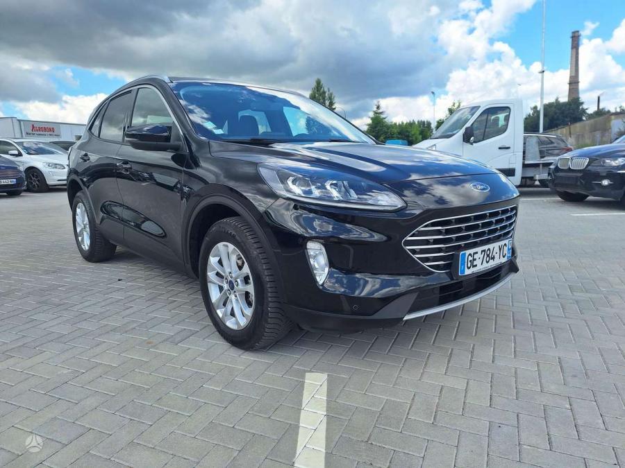 Melns Ford Kuga 2022 Tauragė, ar dzinēja tilpumu 2.50 L un nobraukumu 160 tūkst. km par 13900 €, foto 3 vietnē AUTOMOTO.COM.LV