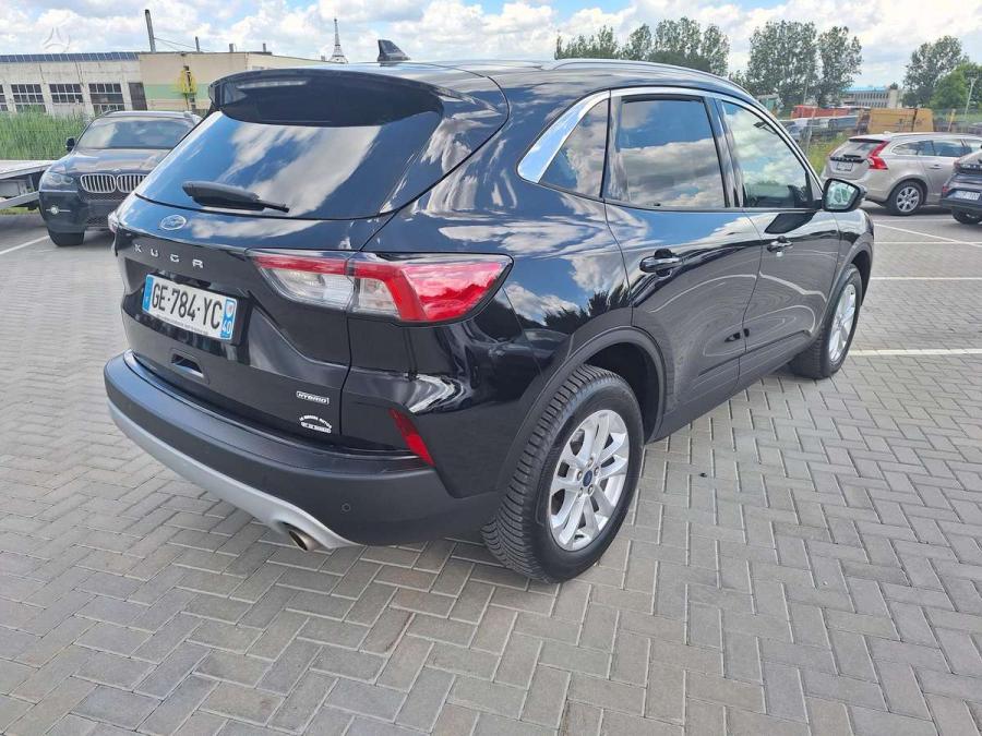 Melns Ford Kuga 2022 Tauragė, ar dzinēja tilpumu 2.50 L un nobraukumu 160 tūkst. km par 13900 €, foto 8 vietnē AUTOMOTO.COM.LV