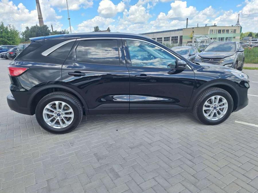 Melns Ford Kuga 2022 Tauragė, ar dzinēja tilpumu 2.50 L un nobraukumu 160 tūkst. km par 13900 €, foto 9 vietnē AUTOMOTO.COM.LV
