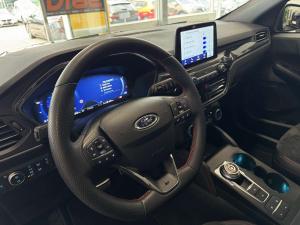 Black Ford Kuga 2022 in Vilnius, with an engine capacity of 2.49 L and mileage of 129 thousand km for 19989 €, photo 25 on AUTOMOTO.COM.LV