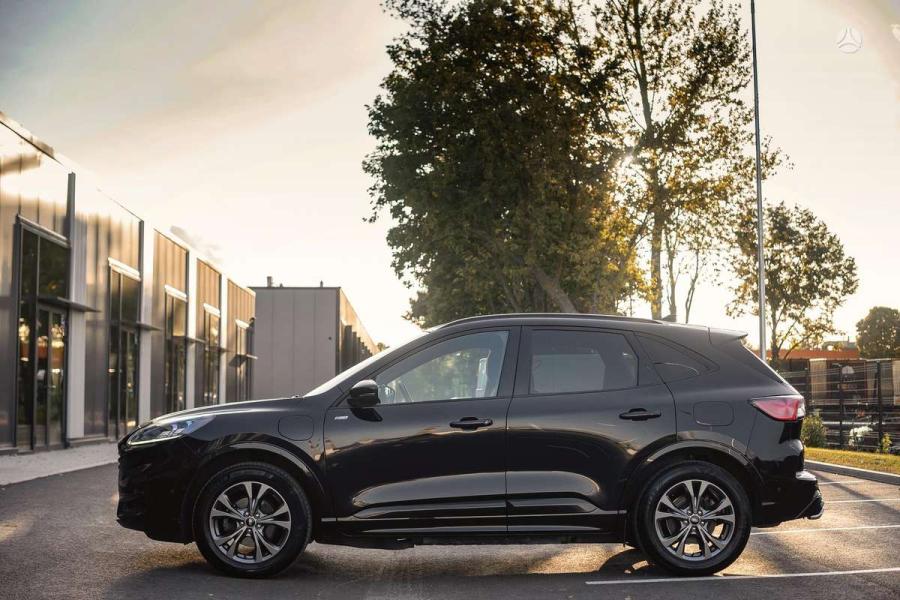 Melns Ford Kuga 2022 Kauņa, ar dzinēja tilpumu 2.49 L un nobraukumu 145 tūkst. km par 17900 €, foto 7 vietnē AUTOMOTO.COM.LV