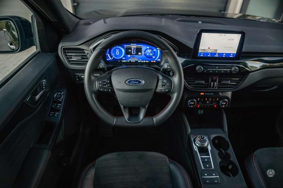 Melns Ford Kuga 2022 Kauņa, ar dzinēja tilpumu 2.49 L un nobraukumu 145 tūkst. km par 17900 €, foto 12 vietnē AUTOMOTO.COM.LV