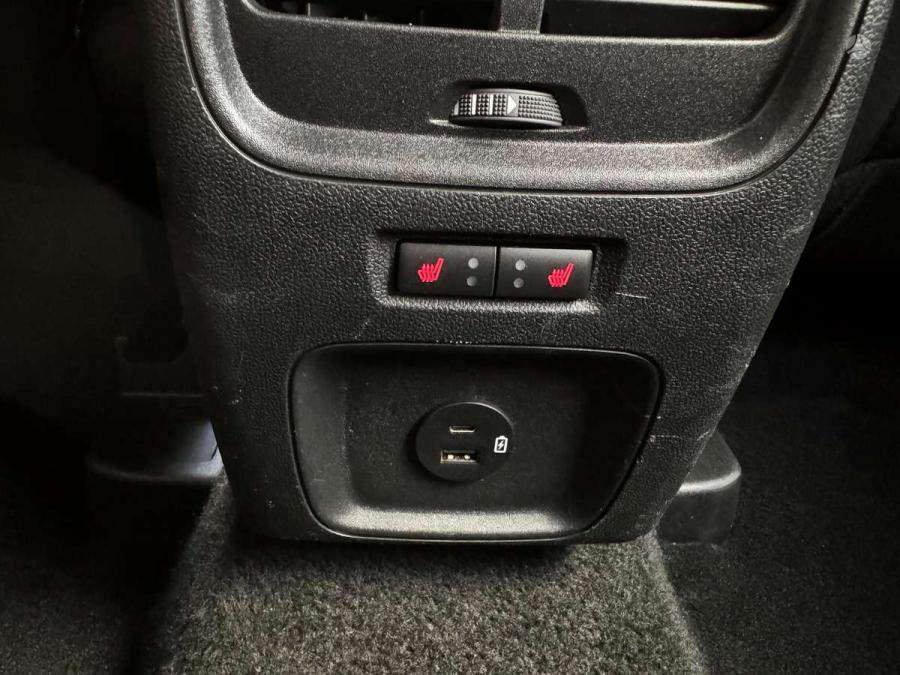 Melns Ford Kuga 2022 Kauņa, ar dzinēja tilpumu 2.49 L un nobraukumu 208 tūkst. km par 16300 €, foto 10 vietnē AUTOMOTO.COM.LV