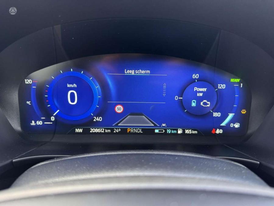 Melns Ford Kuga 2022 Kauņa, ar dzinēja tilpumu 2.49 L un nobraukumu 208 tūkst. km par 16300 €, foto 12 vietnē AUTOMOTO.COM.LV