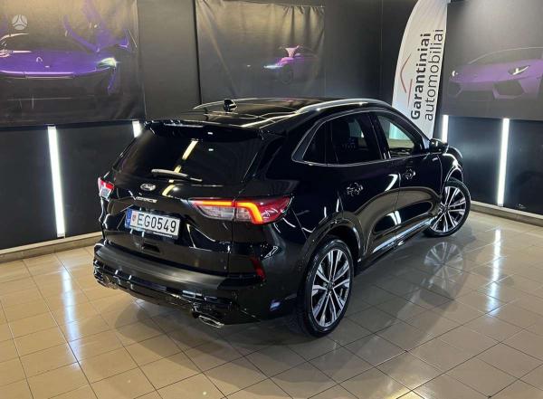Ford Kuga 2022 Viļņa vietnē Melns Ford Kuga 2022 Viļņa, ar dzinēja tilpumu 2.50 L un nobraukumu 62 tūkst. km par 21950 €, foto 3 vietnē AUTOMOTO.COM.LV