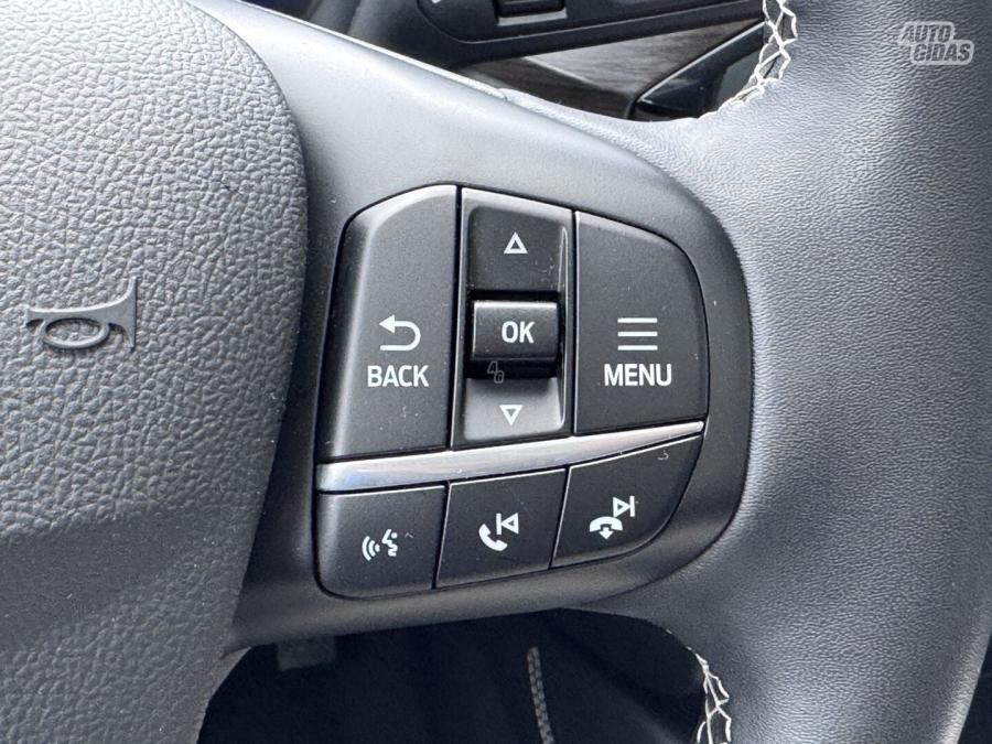 Black Ford Kuga 2022 in Avizieniai, with an engine capacity of 2.50 L and mileage of 62 thousand km for 21950 €, photo 24 on AUTOMOTO.COM.LV